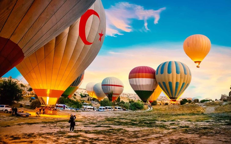 WISATA BALON UDARA DI CAPPADOCIA | Holyland Permata Tours & Travel